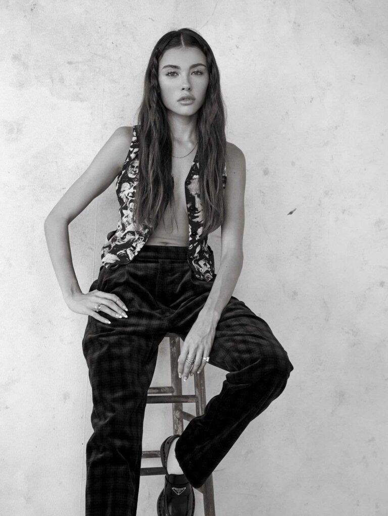 Madison Beer photoshoot for BOYSHIT music video - Rotten Usagi - Photo