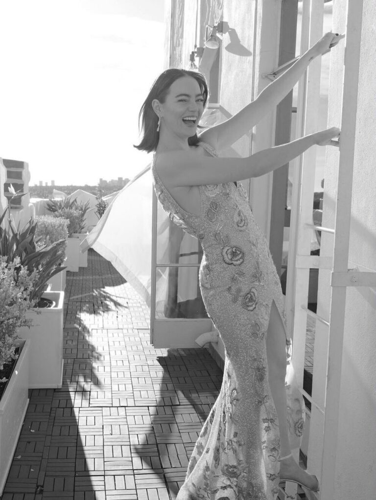 Emma Stone Photoshoot for Hollywood Authentic by Greg Williams - Rotten ...